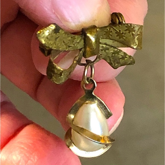 Accessories | Vintage Ladies Pin | Poshmark